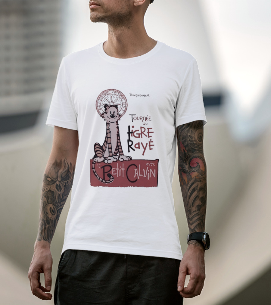 Tournée Du Tigre Raye Le Petit Calvin Avec Hobbes T-Shirt