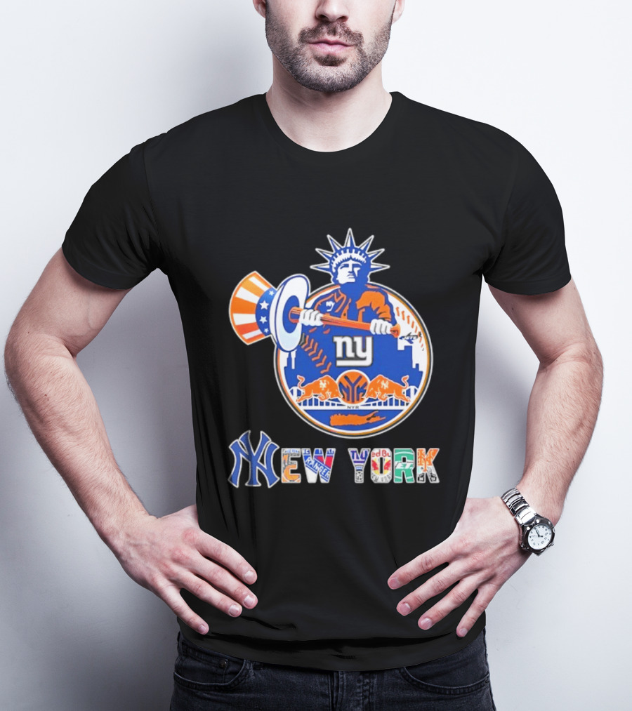 New York Liberty Skyline Sports Teams Knicks Mets Yankees T-Shirt