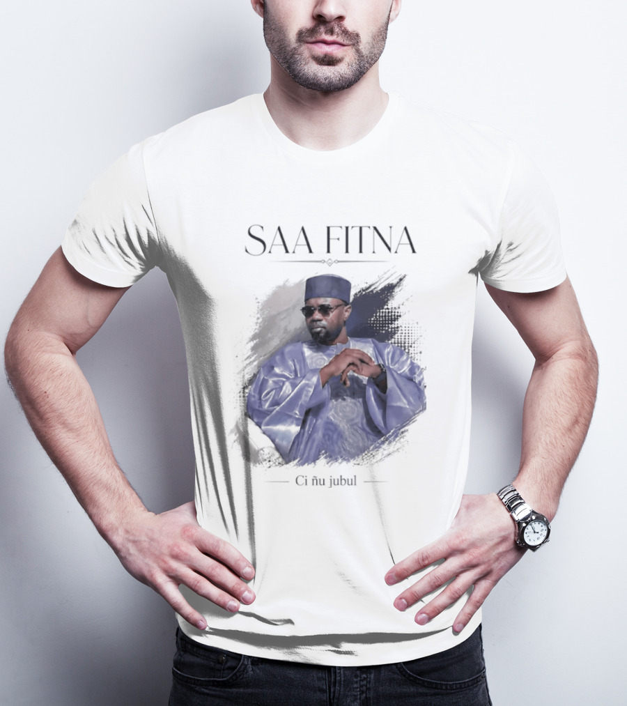 Saa Fitna Ci Nu Jubul Senegal Politics Blue Robe Man T-Shirt