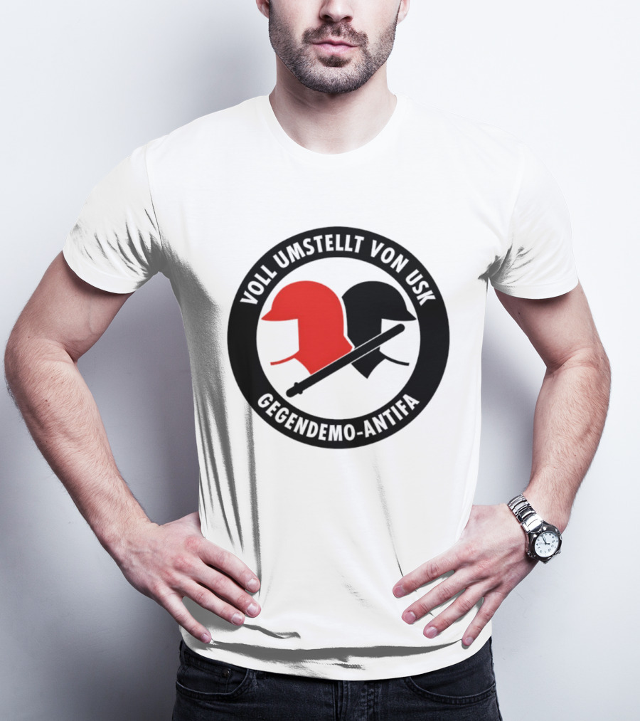 Voll Umstellt Von USK Gegendemo Antifa Helmet T-Shirt