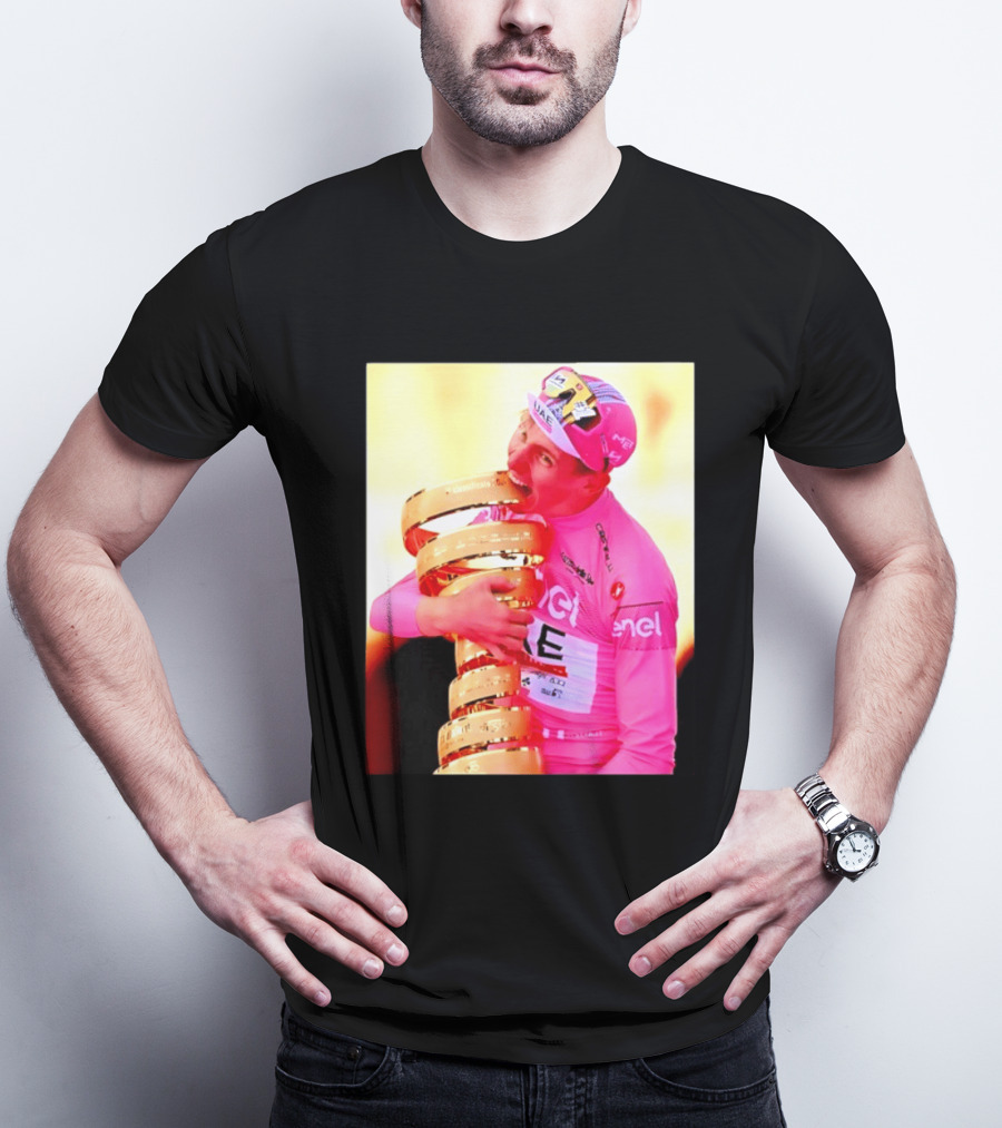 Tadej Pogacar 2024 Giro D'Italia Trophy Celebration In Pink Jersey T-Shirt