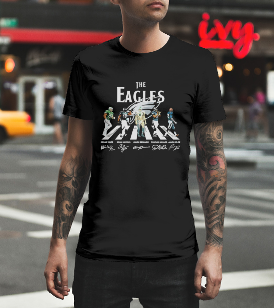 The Eagles Reggie White Brian Dawkins Chuck Bednarik Donovan McNabb Jason Kelce Philadelphia Eagles Signatures Abbey Road Crosswalk T-Shirt