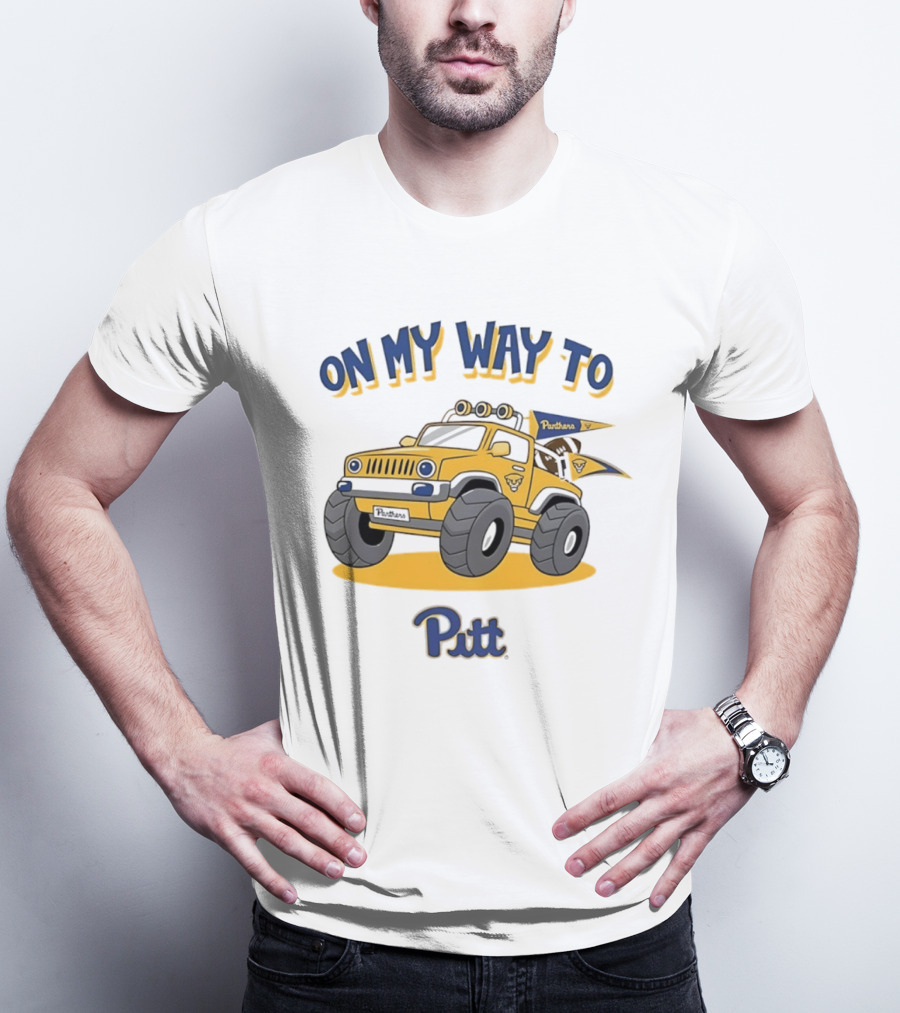 On My Way To Pitt Panthers Jeep With Flags And Tires T-Shirt