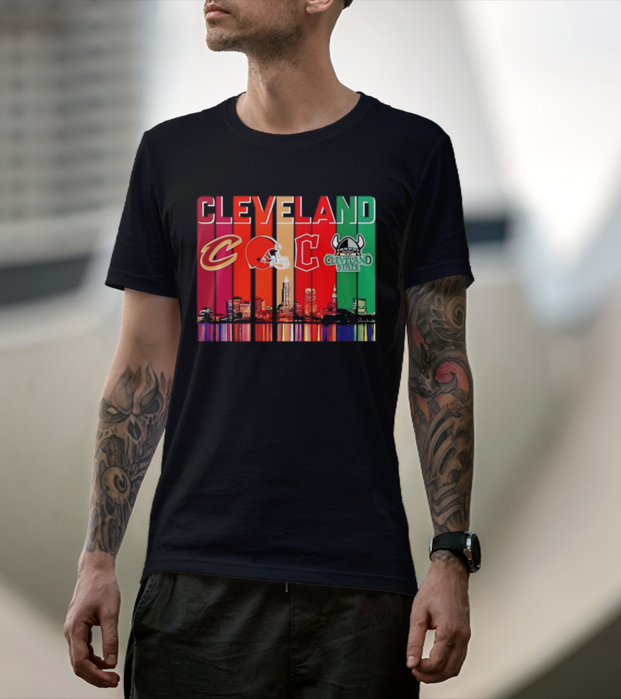 Cleveland Cavaliers Browns Guardians Cleveland State Vikings City Skyline T-Shirt