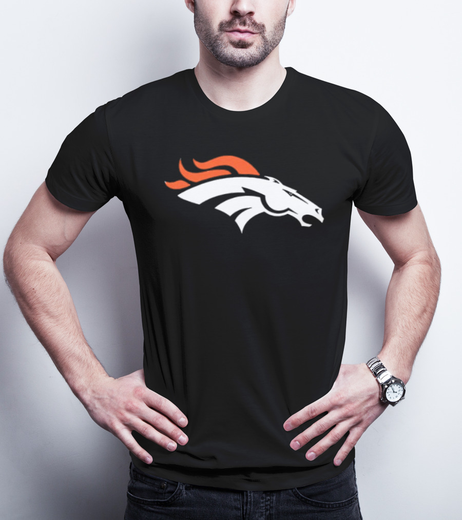 Denver Broncos Damn Right I Am A Broncos Now And Forever Signatures Two Sided T-Shirt