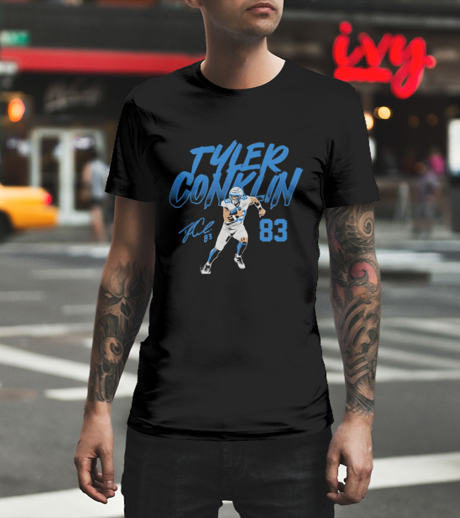 TYLER CONKLIN 83 Detroit Lions Dynamic Pose T-Shirt