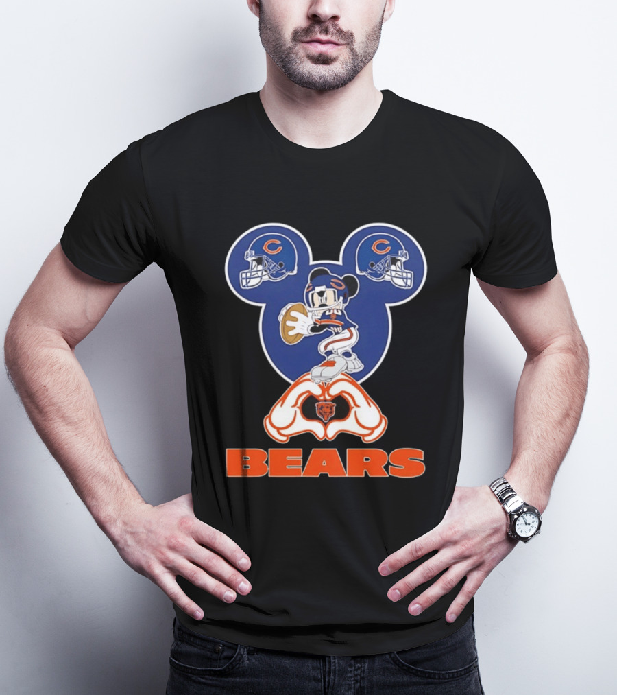 Mickey Mouse Chicago Bears Football Collaboration Bears T-Shirt