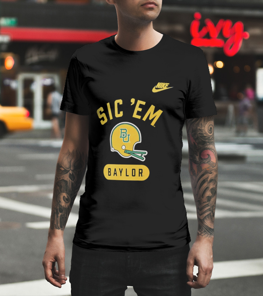 Nike Sic 'Em Baylor Football Helmet BU T-Shirt