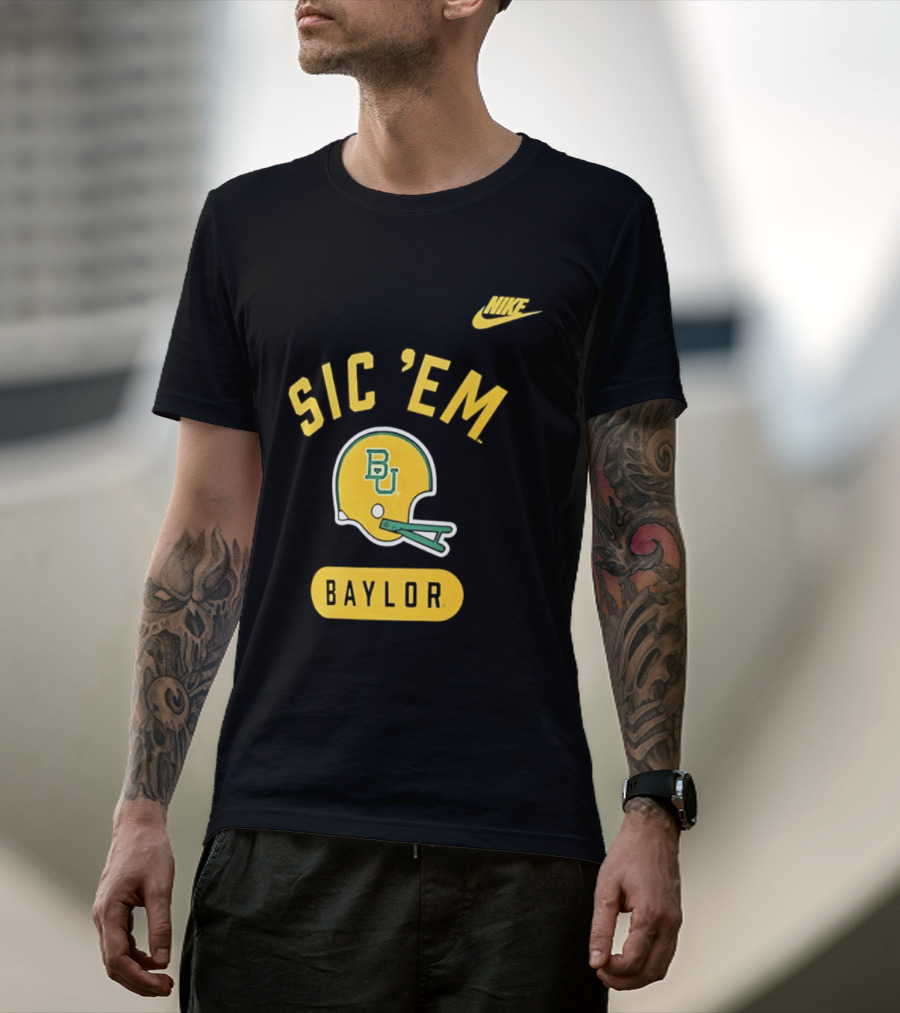 Nike Sic 'Em Baylor Football Helmet BU T-Shirt