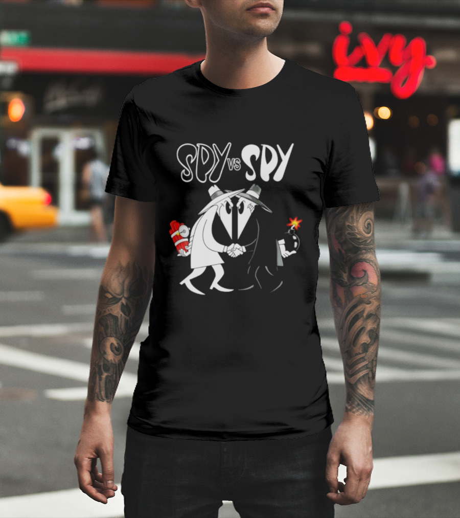 Spy Vs Spy Mad Magazine Comic Strip Cold War Classic Characters Showdown T-Shirt