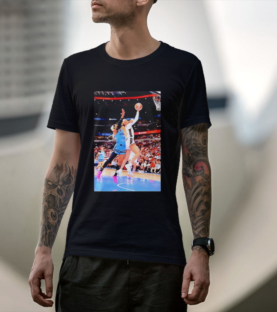 Caitlin Clark Indiana Fever Gameplay Action WNBA Basketball Competition T-Shirt