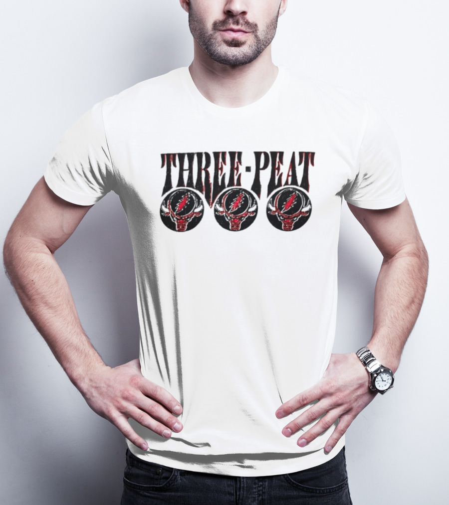 Grateful Chicago Bulls Three Peat Basketball Triumph T-Shirt