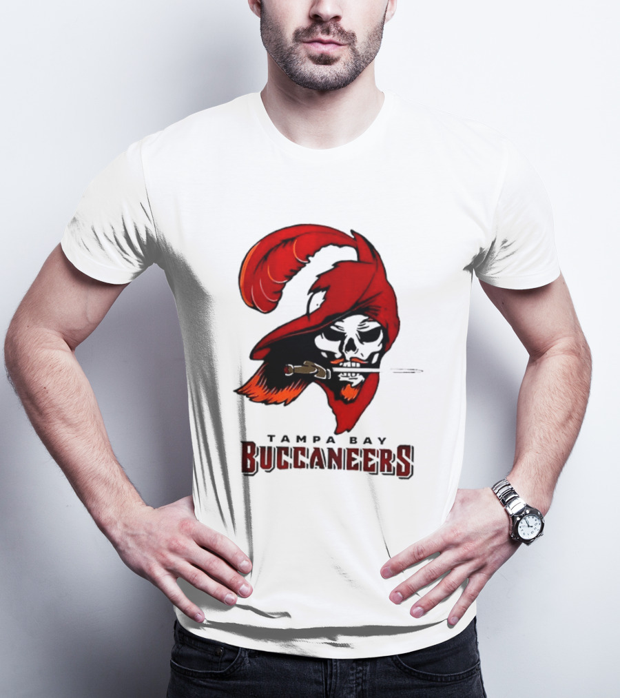 Rueben Bain Jr Tampa Bay Buccaneers 2026 Fire The Cannons Football Skeleton Pirate Flag T-Shirt