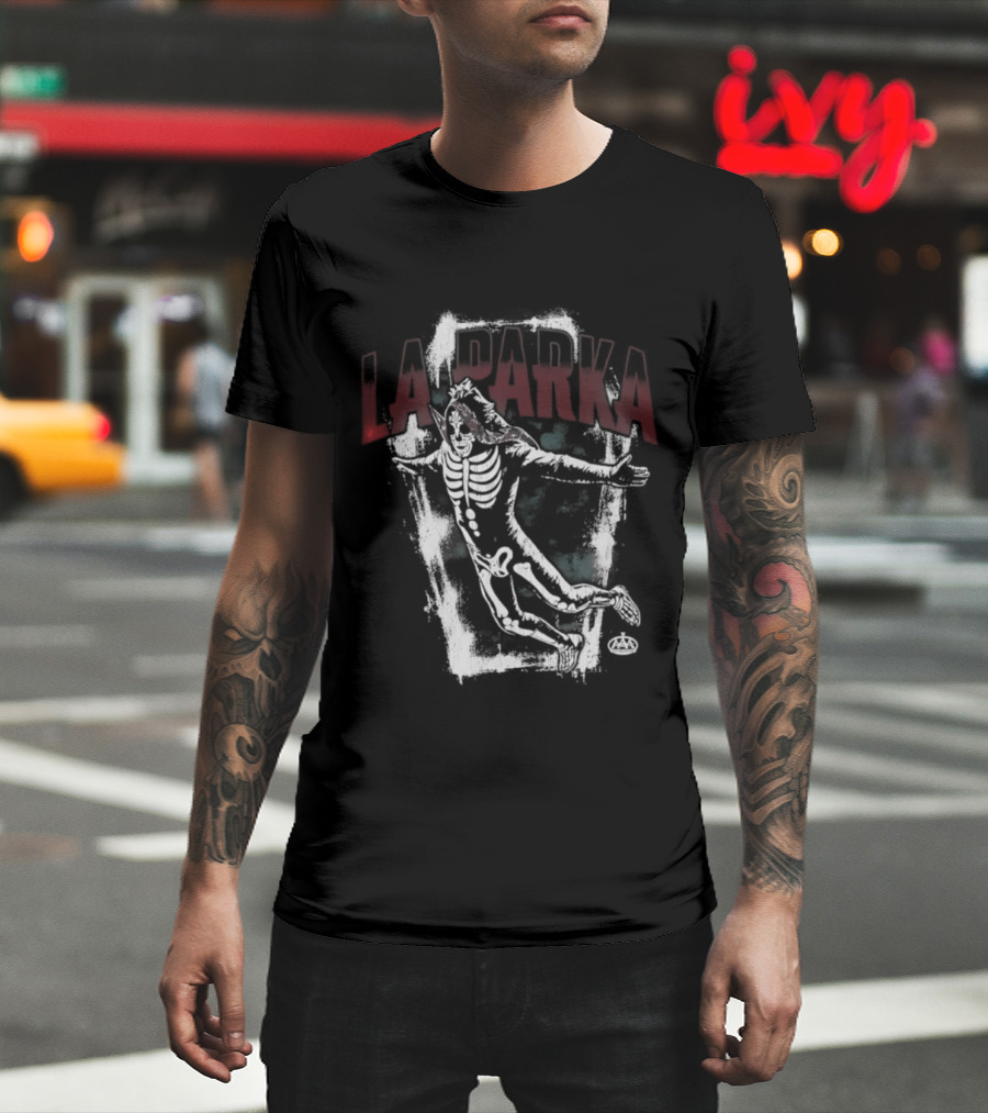 La Parka Skeleton Coffin Art AAA Wrestling T-Shirt