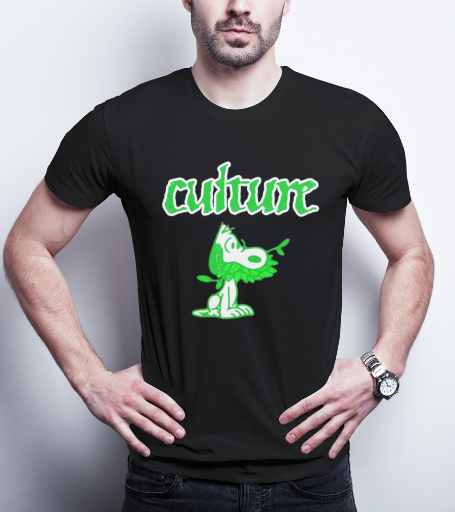 Culture Snoopy Peanuts Dog Leaf Crown T-Shirt