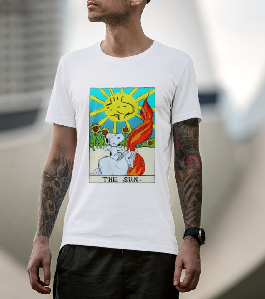 Snoopy The Sun Tarot Card Peanuts Charlie Brown Tarot T-Shirt