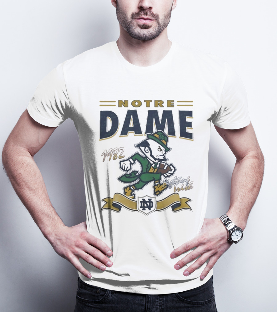 Notre Dame Fighting Irish Leprechaun 1982 Vintage Football T-Shirt