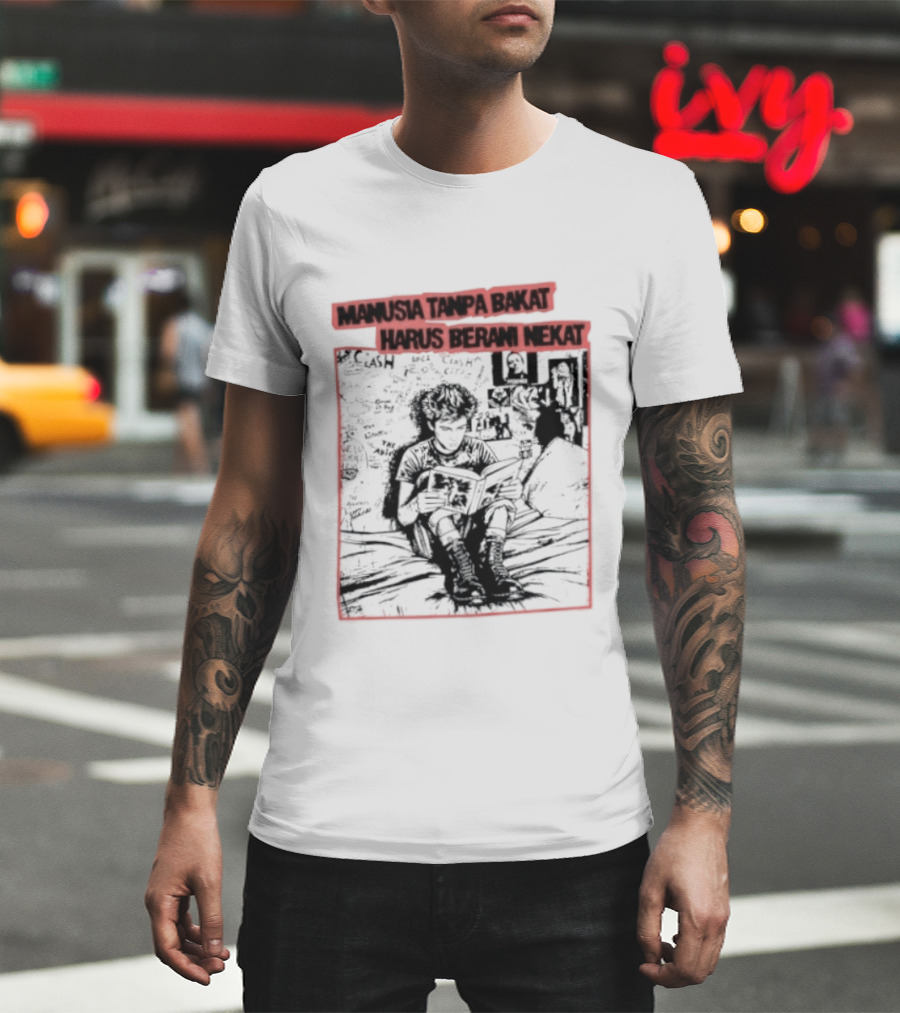 Manusia Tanpa Bakat Harus Berani Nekat Punk Collage T-Shirt