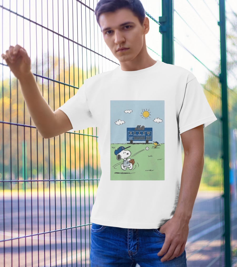 NY Mets Peanuts Snoopy Baseball Game Day T-Shirt