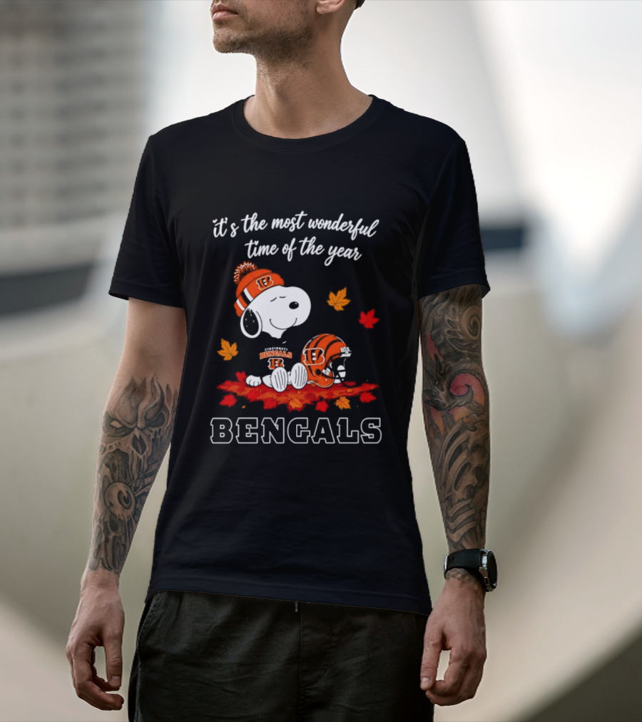 Cincinnati Bengals Snoopy Fall Halloween 2026 It's The Most Wonderful Time Of The Year T-Shirt