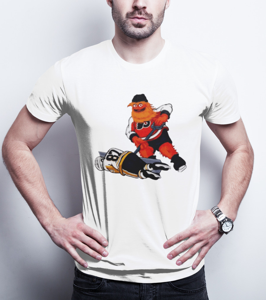 Philadelphia Flyers Gritty Shovelin' Cartoon With Hockey Rivalry Scene T-Shirt