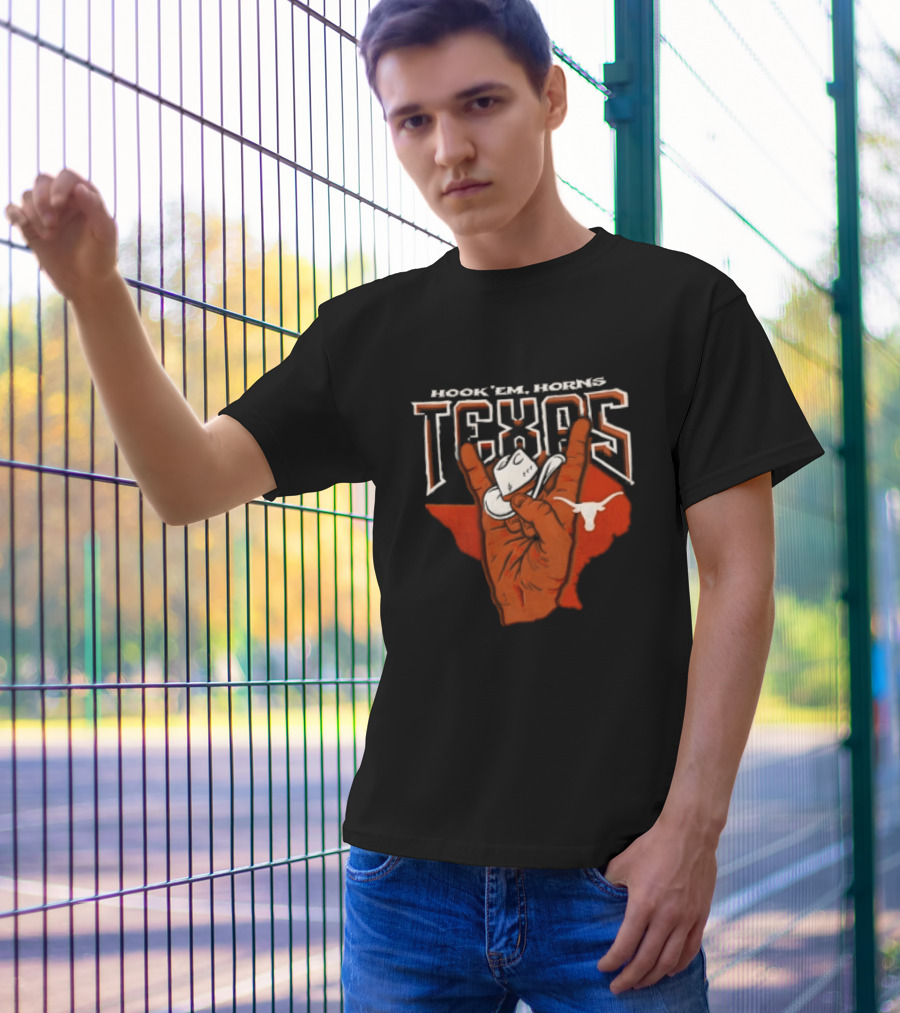 Hook 'em Texas Longhorns Hand Sign With Cowboy Hat And Longhorn T-Shirt