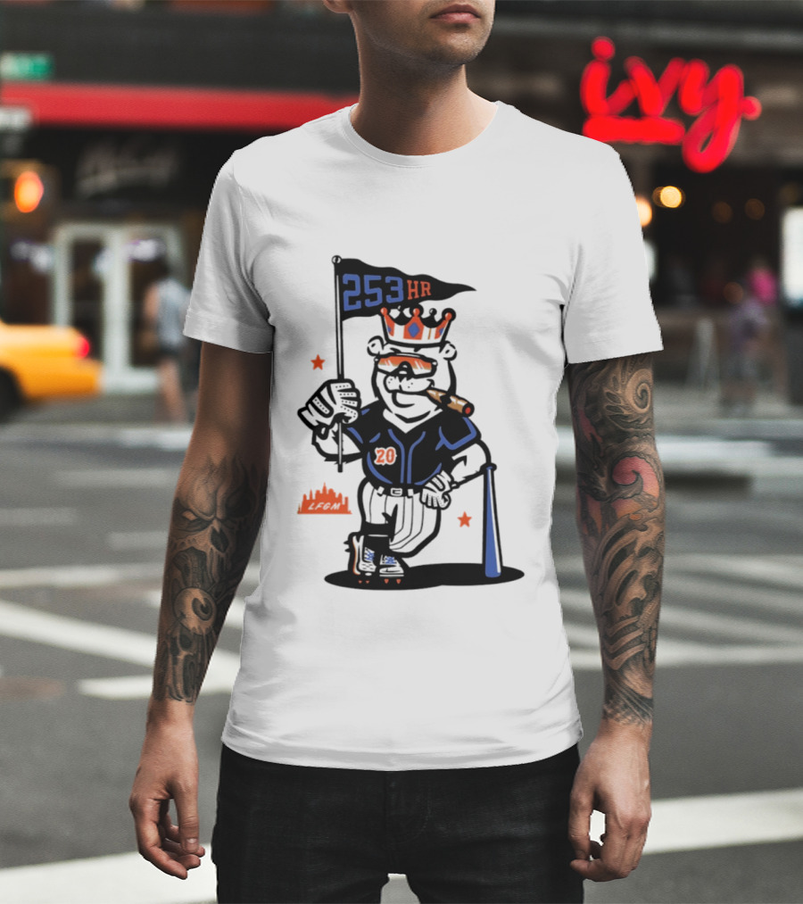 Pete Alonso New York Mets Polar Bear 253 HR Cigar King T-Shirt