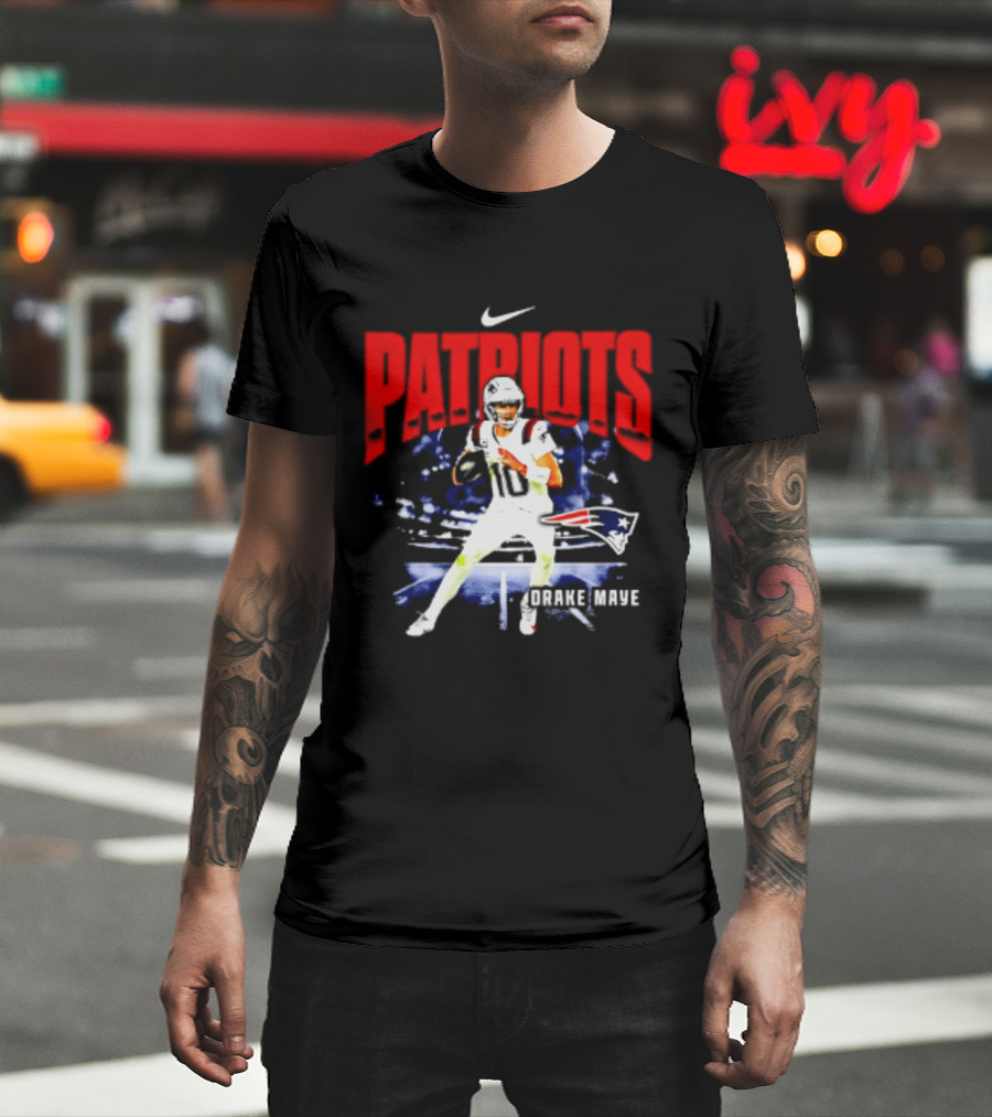 Nike Patriots Drake Maye Football Player Max90 T-Shirt