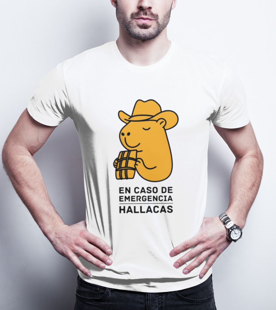 En Caso De Emergencia Hallacas Capybara Cowboy Hat T-Shirt
