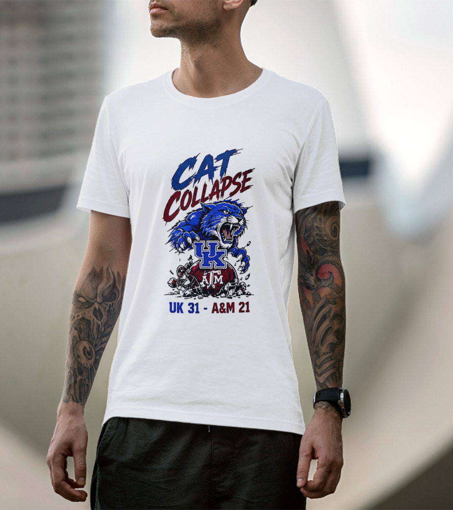 Cat Collapse UK Wildcats Crushing A&M Helmet UK 31 A&M 21 T-Shirt