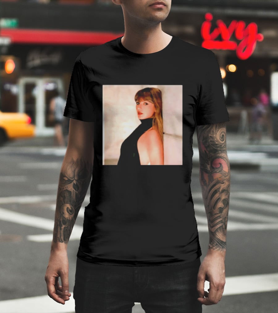 I'm Sorry, I Don't Know Who This Is Based On The Image Alone. T-Shirt