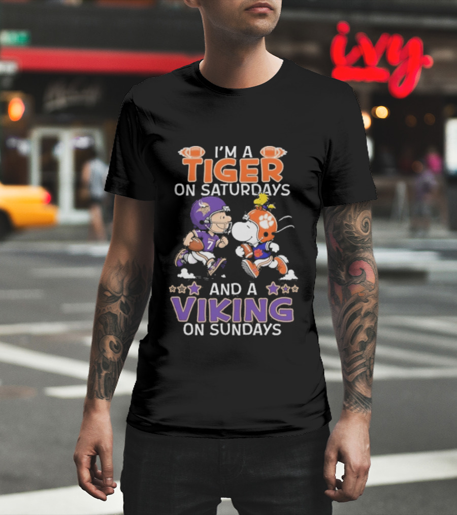 I'm A Tiger On Saturdays And A Viking On Sundays Charlie Brown And Snoopy Football Fan Days T-Shirt