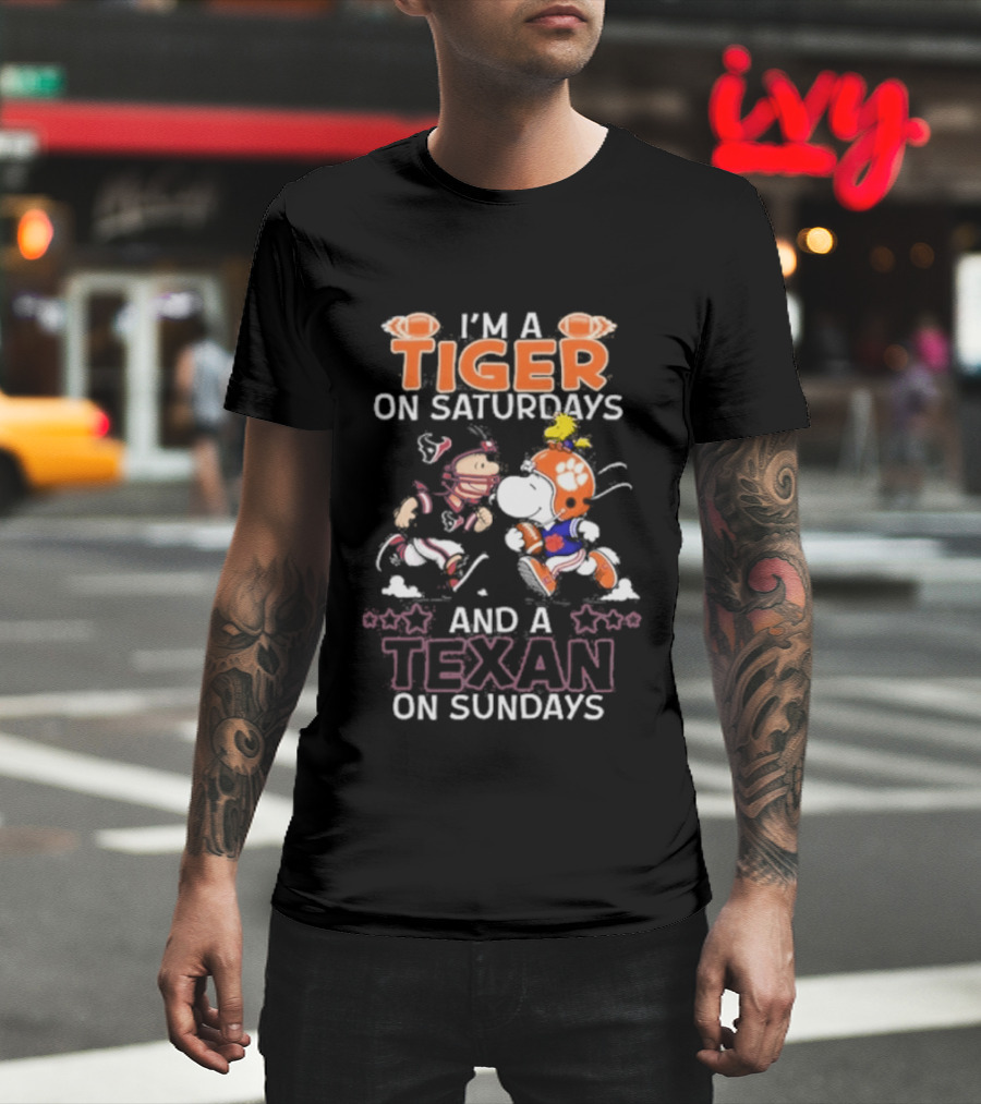 I'm A Tiger On Saturdays And A Texan On Sundays Charlie Brown Snoopy T-Shirt