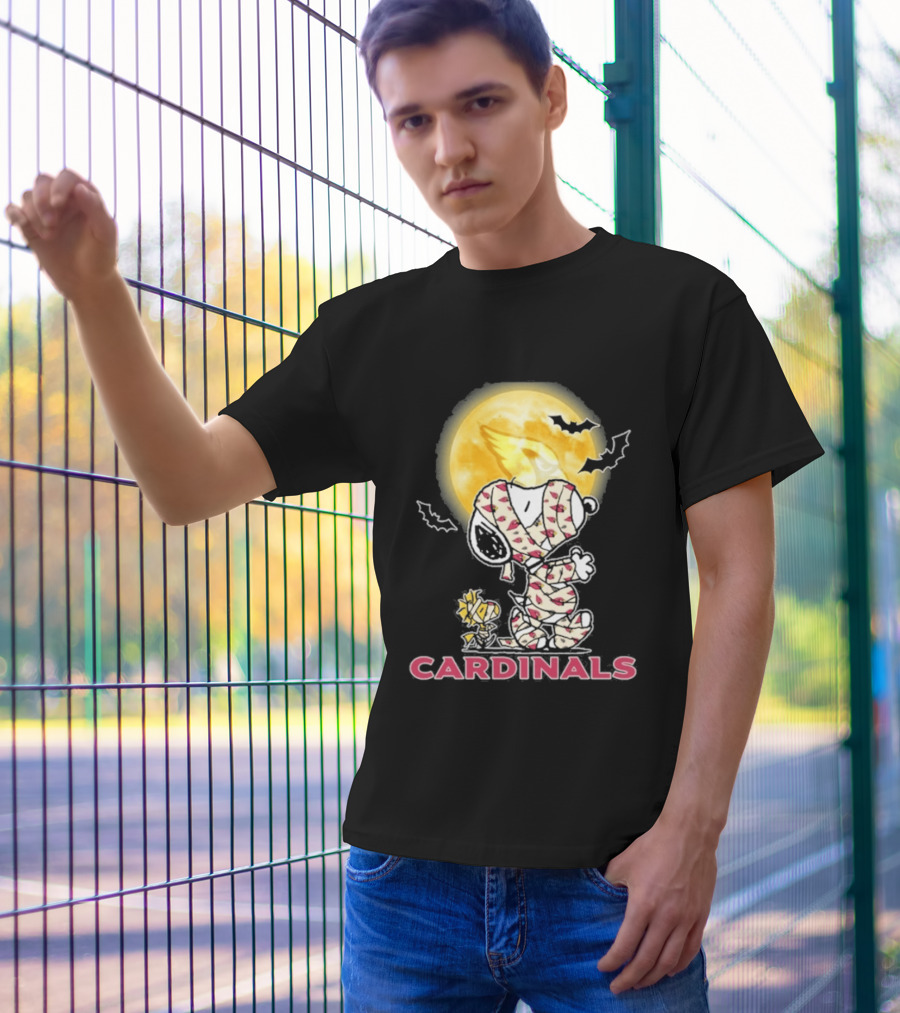 Arizona Cardinals Snoopy Woodstock Halloween Holiday 2026 Moon Bats T-Shirt