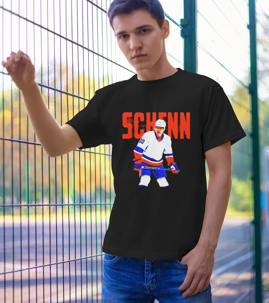 New York Islanders Brayden Schenn Grunge T-Shirt