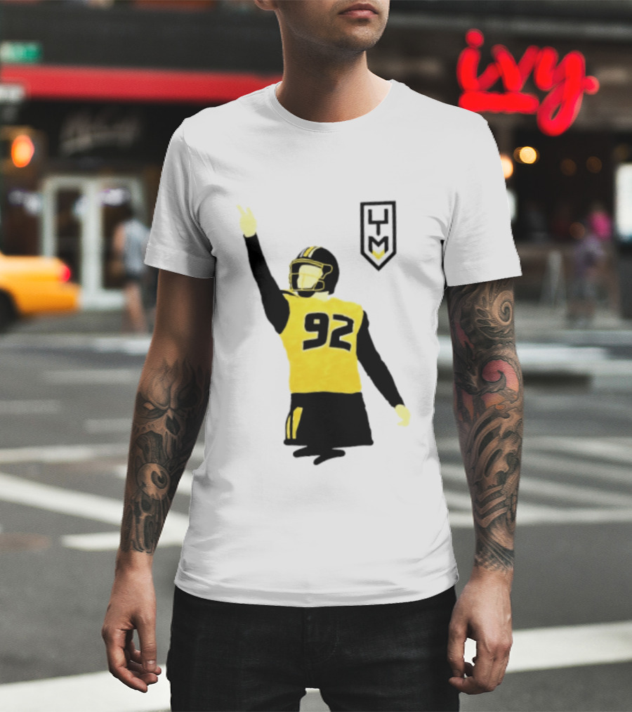 Harrison Mevis 92 Los Angeles Rams The Thiccer Kicker Football Player Quarterback Iconic Celebratory Pose T-Shirt