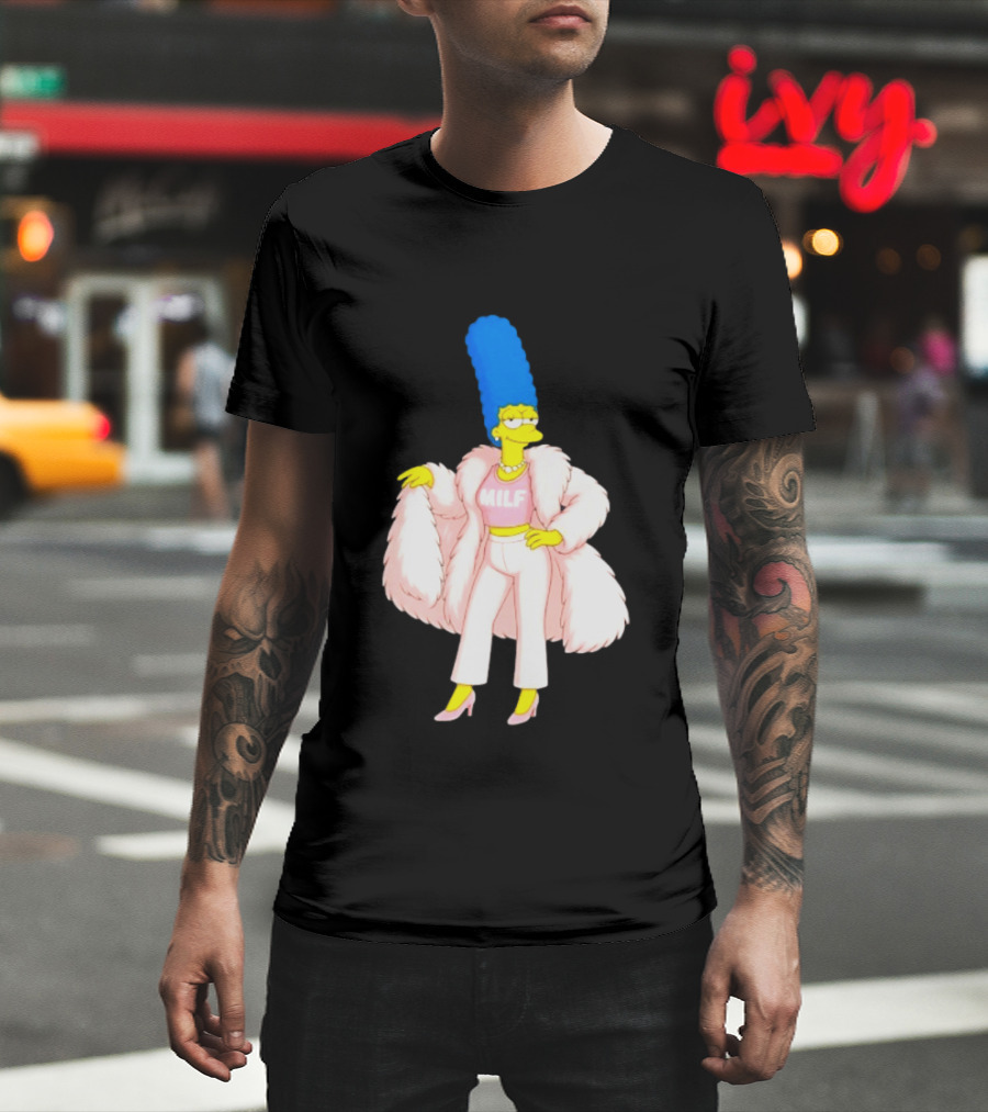 Marge Simpson Milf Pink Fur Coat The Simpsons Cartoon Iconic Character Fashion T-Shirt