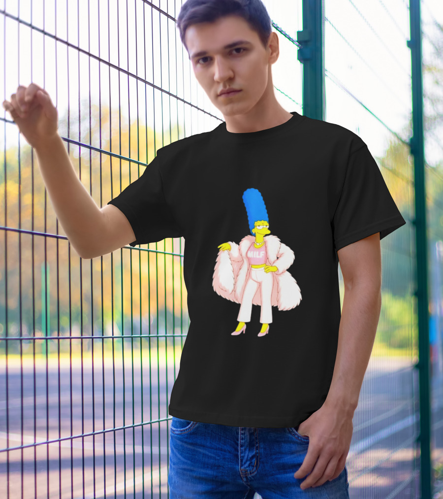 Marge Simpson Milf Pink Fur Coat The Simpsons Cartoon Iconic Character Fashion T-Shirt