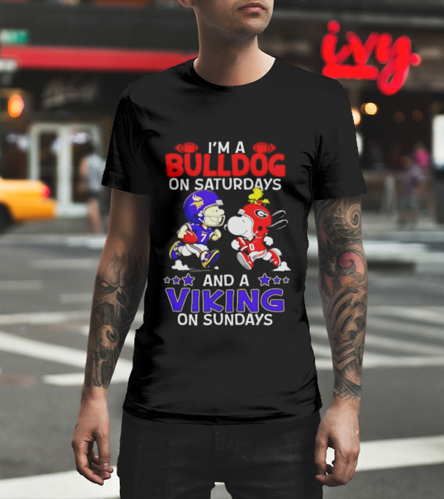 I'm A Bulldog On Saturdays And A Viking On Sundays Football Peanuts T-Shirt