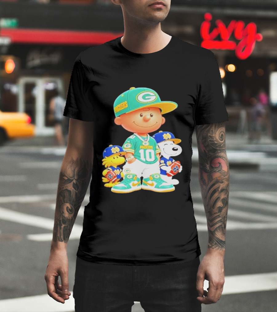 Peanuts Green Bay Packers Notre Dame Fighting Irish Football Characters Charlie Brown Snoopy Woodstock T-Shirt
