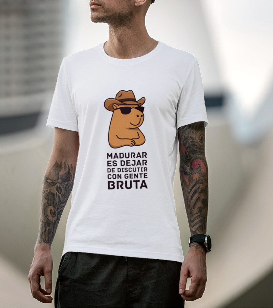Capybara Madurar Es Dejar De Discutir Con Gente Bruta Cowgirl Hat Sunglasses T-Shirt