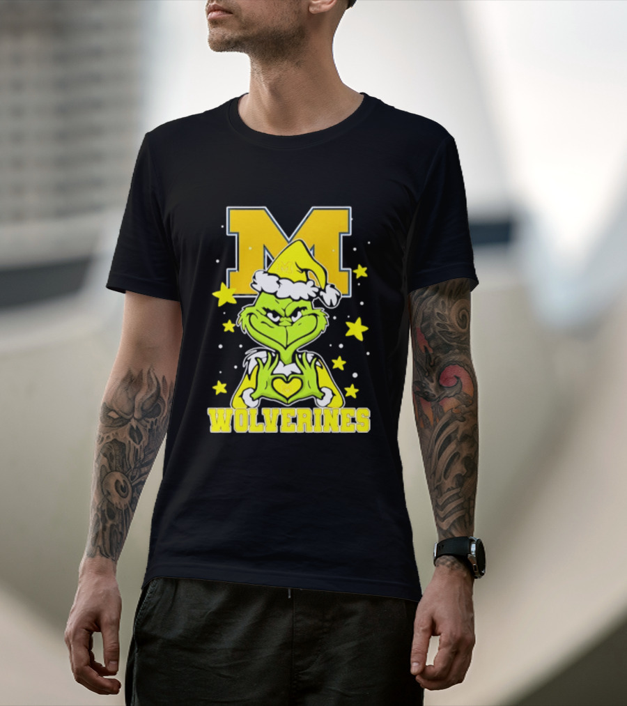 Michigan Wolverines Grinch Love Hands Christmas Football 2026 T-Shirt