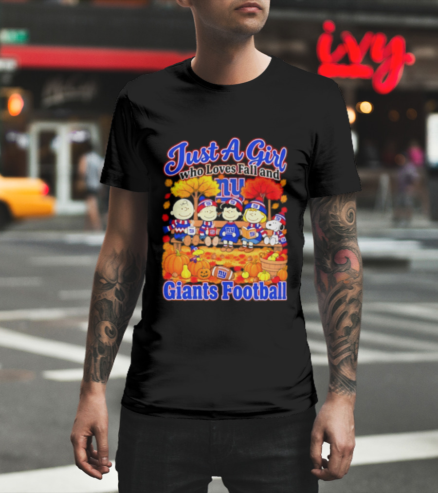 Just A Girl Who Loves Fall And Giants Football New York Peanuts Christmas T-Shirt