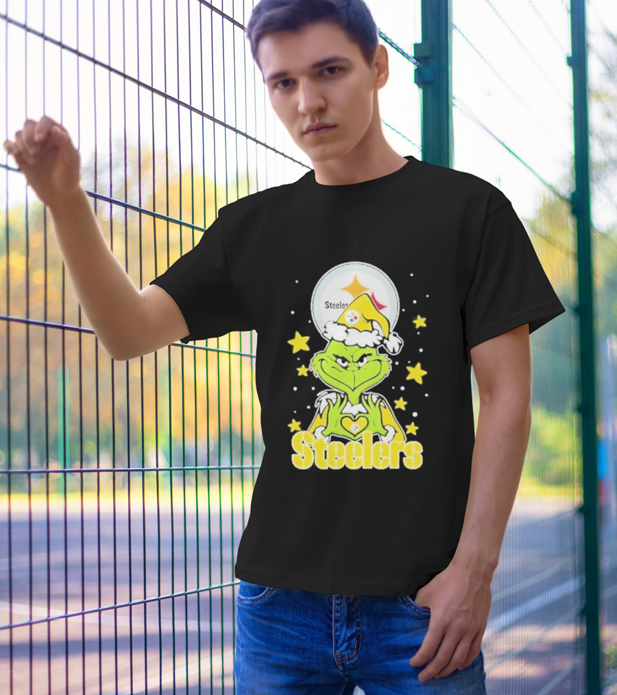 Pittsburgh Steelers Grinch Christmas Love Hands 2026 Football T-Shirt