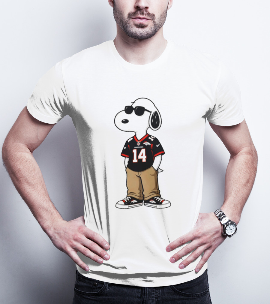 Denver Broncos Snoopy 2026 Football Wearing Sunglasses T-Shirt