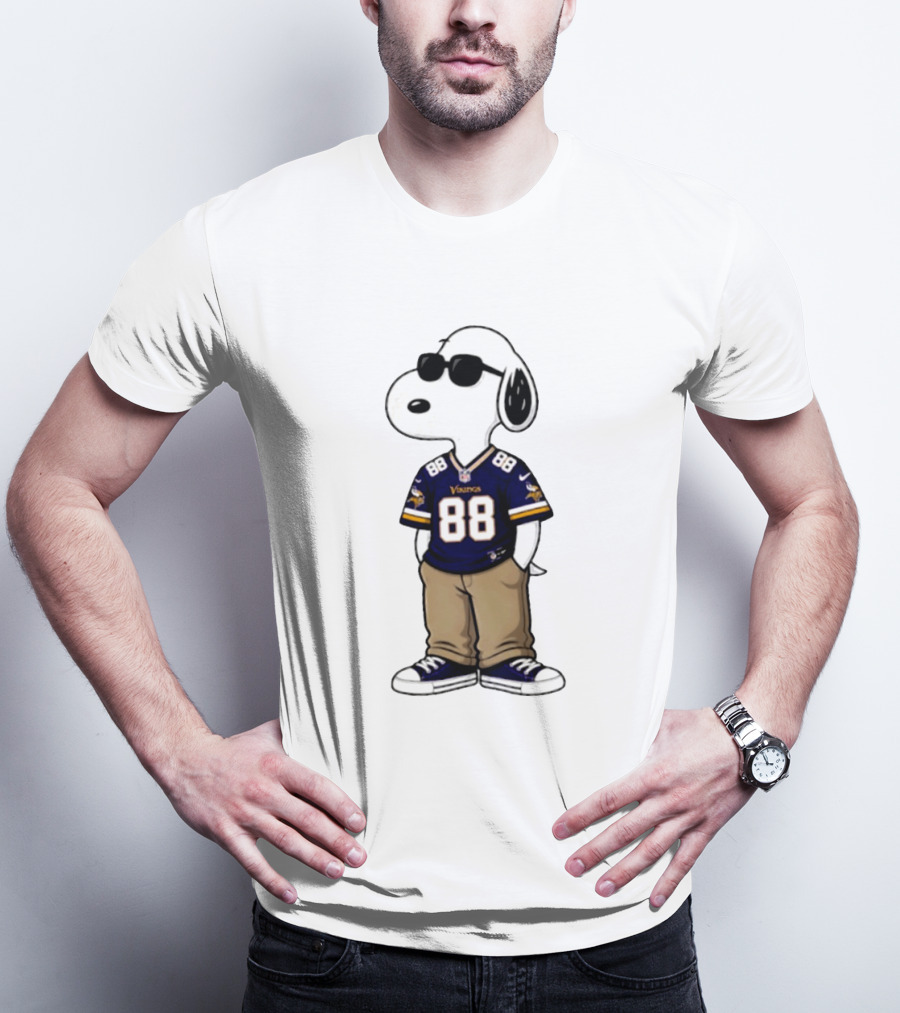 Snoopy 88 Vikings 2026 Football Sunglasses T-Shirt