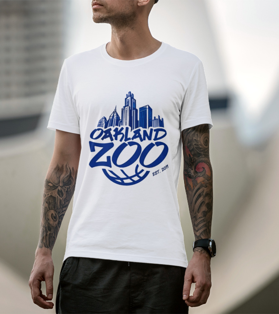 Pitt Panthers Oakland Zoo You Vs The Zoo Est 2001 T-Shirt