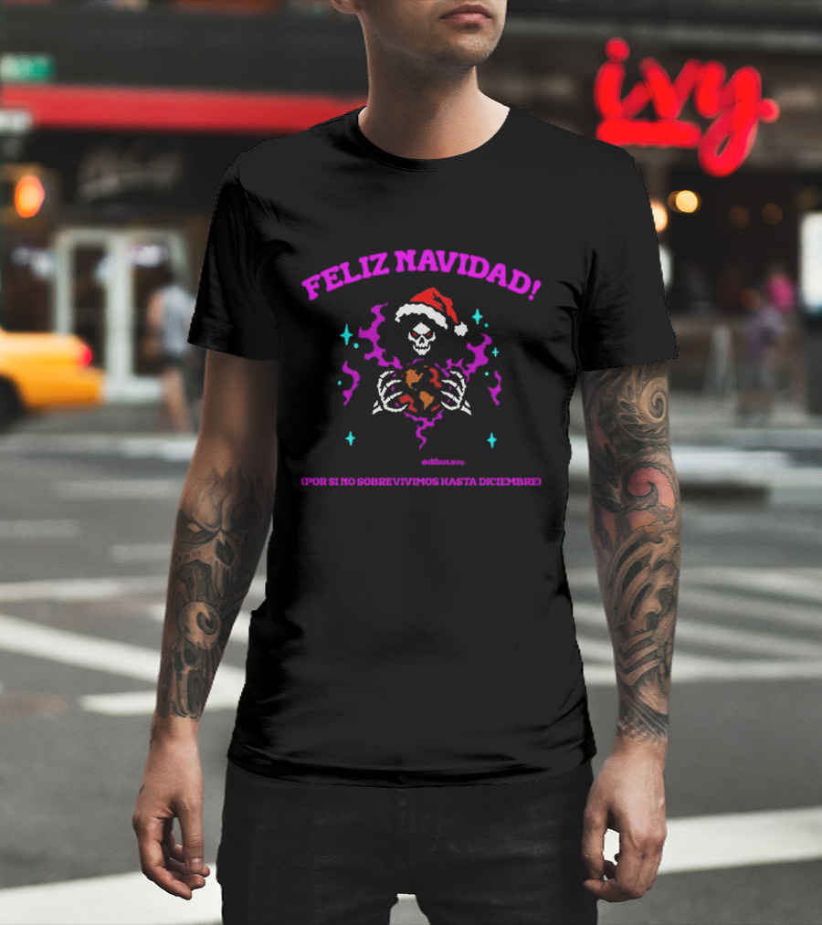 Feliz Navidad Grim Reaper Santa Holding Earth Ocio Es No Sobrevivimos Hasta Dice Enero T-Shirt