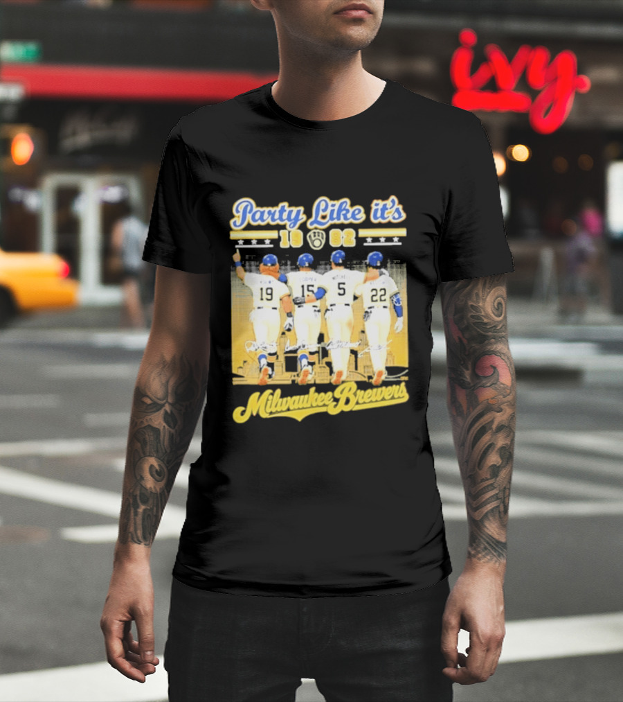 Party Like It's 1982 Milwaukee Brewers City Skyline Signatures T-Shirt