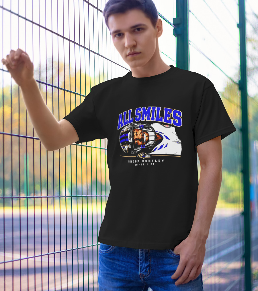 All Smiles Snoop Huntley 10 23 21 OT Baltimore Ravens T-Shirt